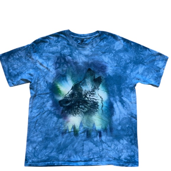 The Mountain | Shirts | The Mountain Native Wolf Pack Print Tshirt ...
